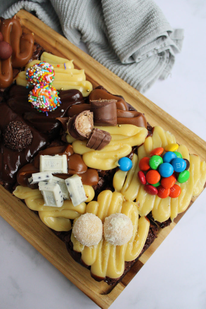 Caja de Negritos Variados - Postres Diana Carrion