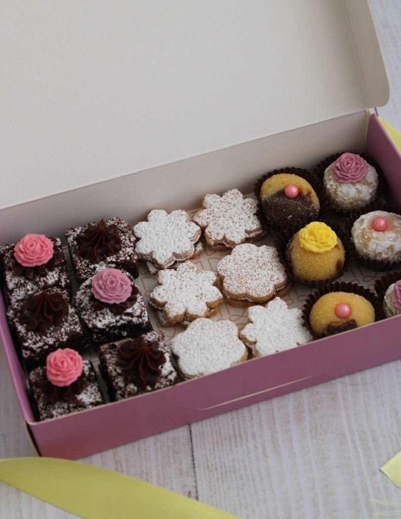 Box de Dulces Variados - Postres Diana Carrion